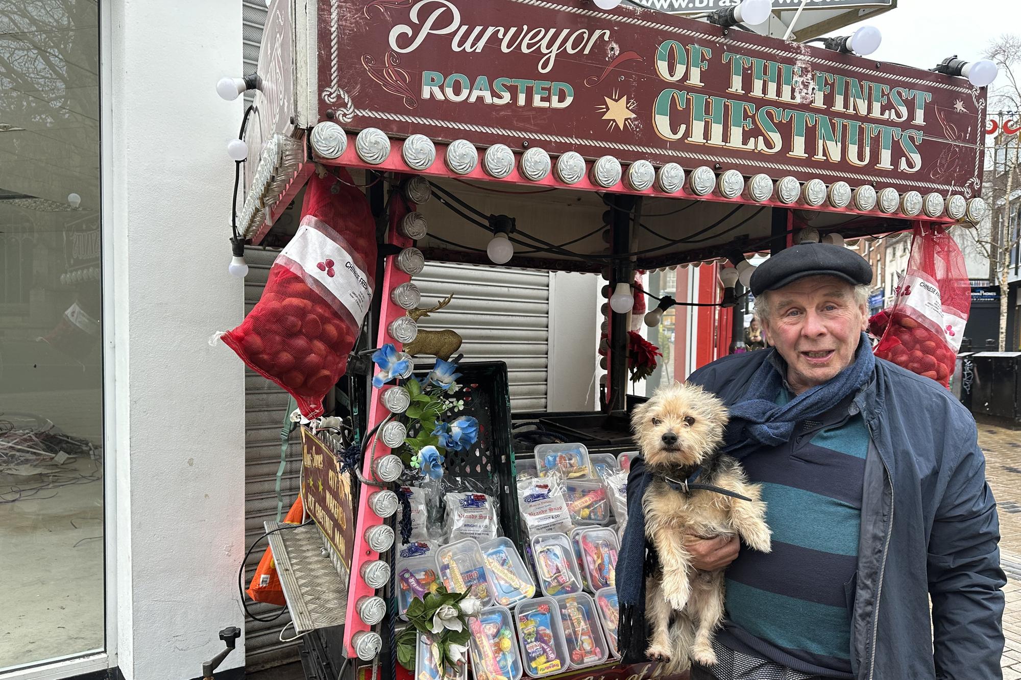 The Chestnut Man dead: Yorkshire pays tribute to 'legend' Allan Jones ...