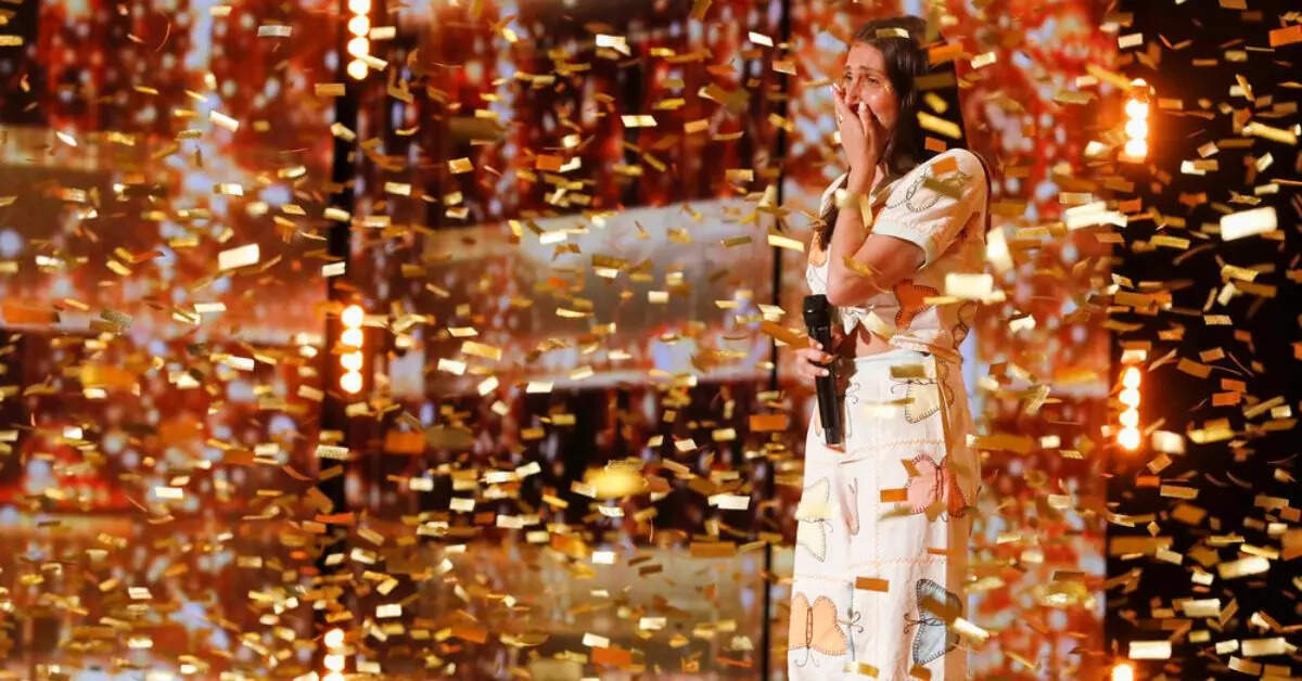 Jourdan Blue's emotional performance receives golden buzzer on 'America ...