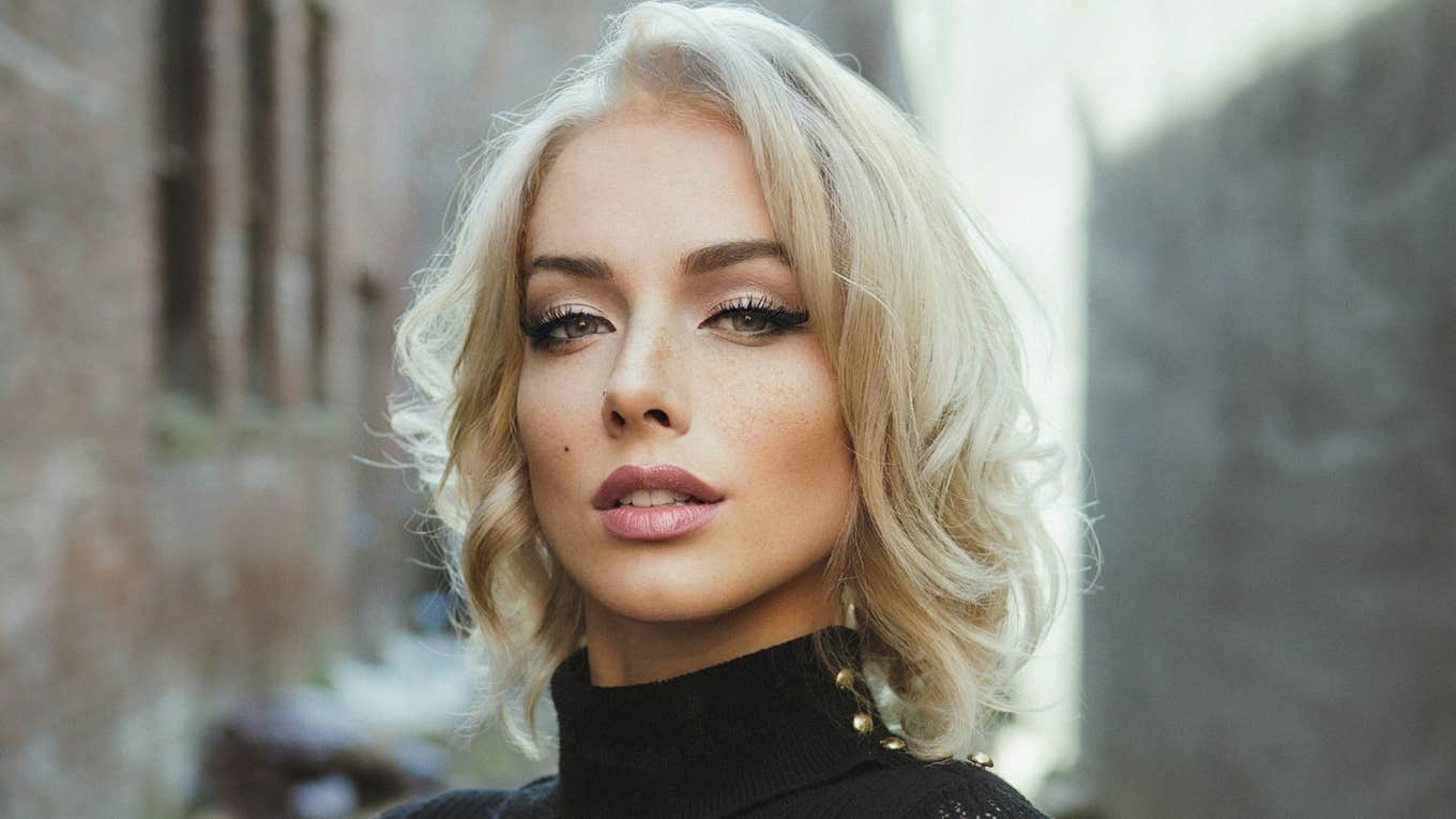 6 Low-Effort Habits That Make It Way Easier To Focus, According To ...