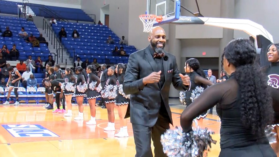 Jenkins flips on new hire, reopens boys basketball coaching position