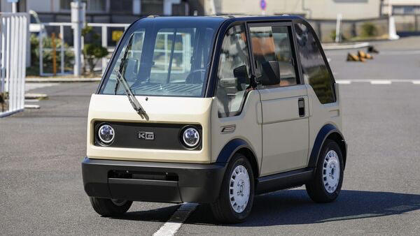 This tiny $7,000 single-seat EV becomes a hit in Japan, sparking a ...