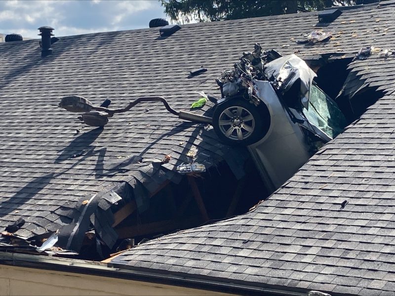 WATCH: Second car in 3 months crashes into roof of Missouri veterans hall