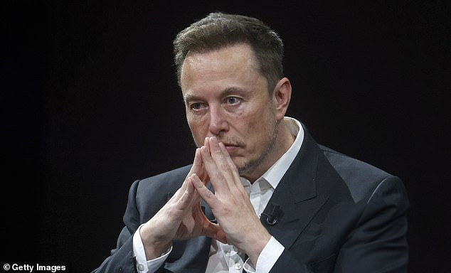 Trump aide's wife Katie Miller abandons top White House gig to work for ...