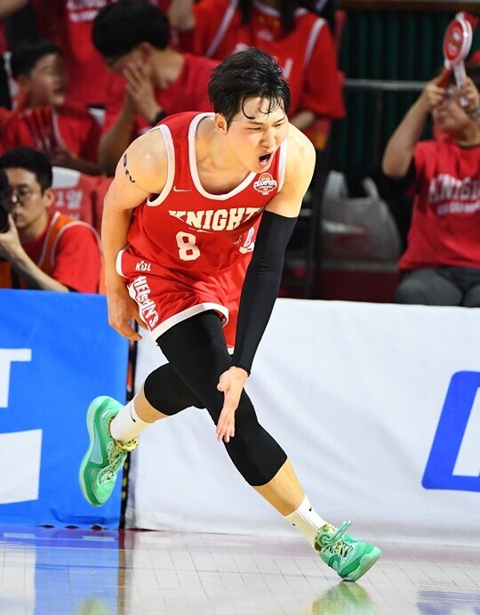 서울 SK, FA 안영준-김낙현과 계약 체결