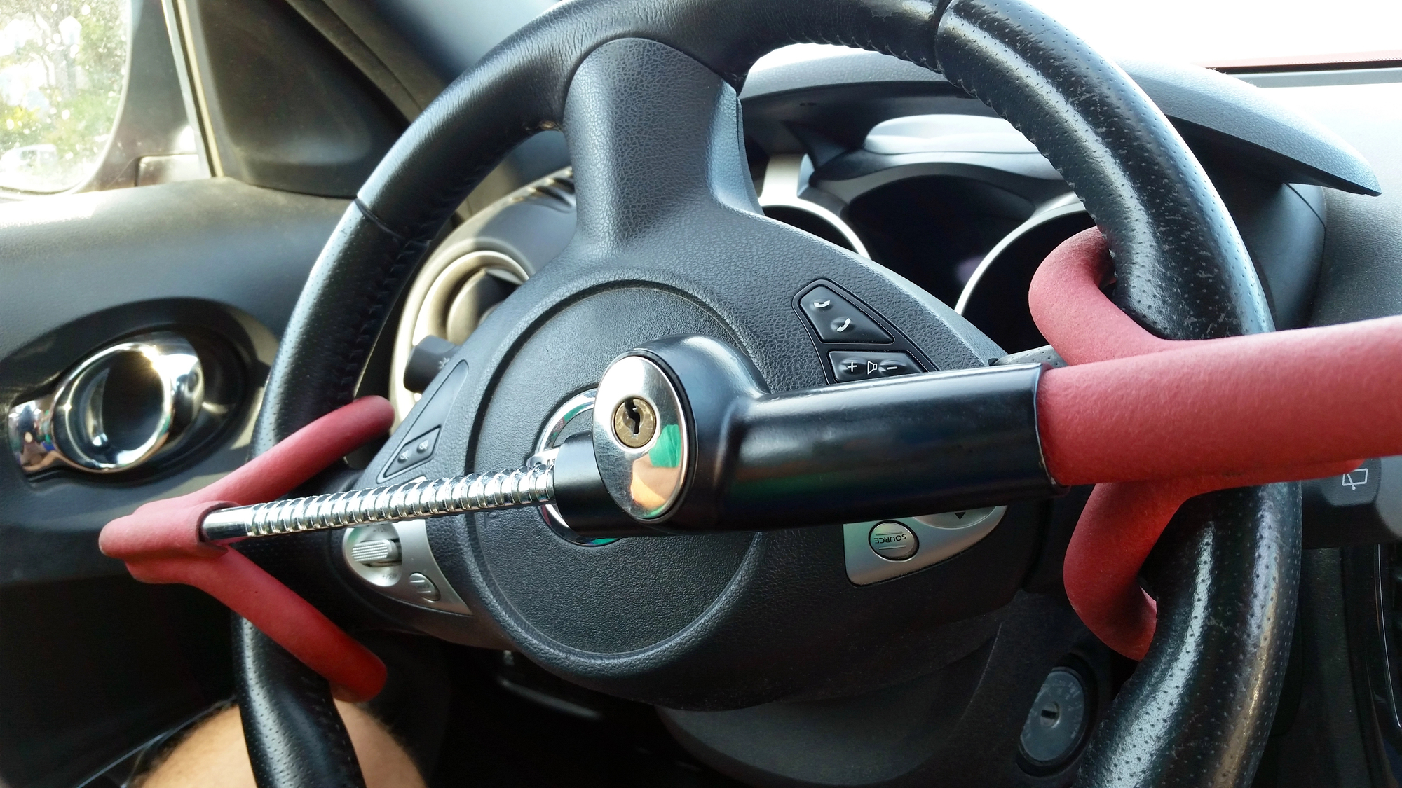 Simple and Cheap Measures to Deter High-Tech Car Thieves