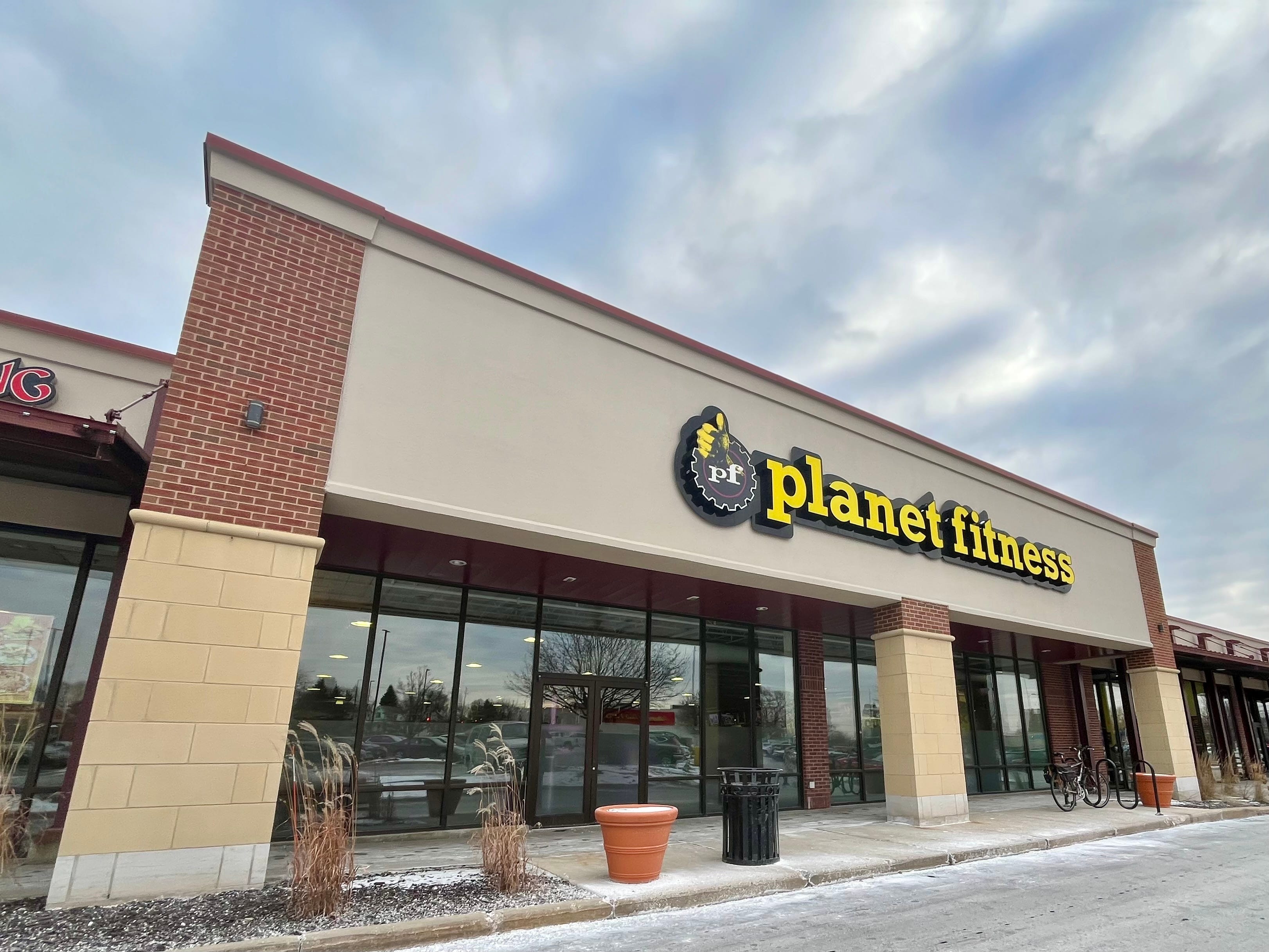Planet Fitness offers free High School Summer Pass for Illinois teens ...
