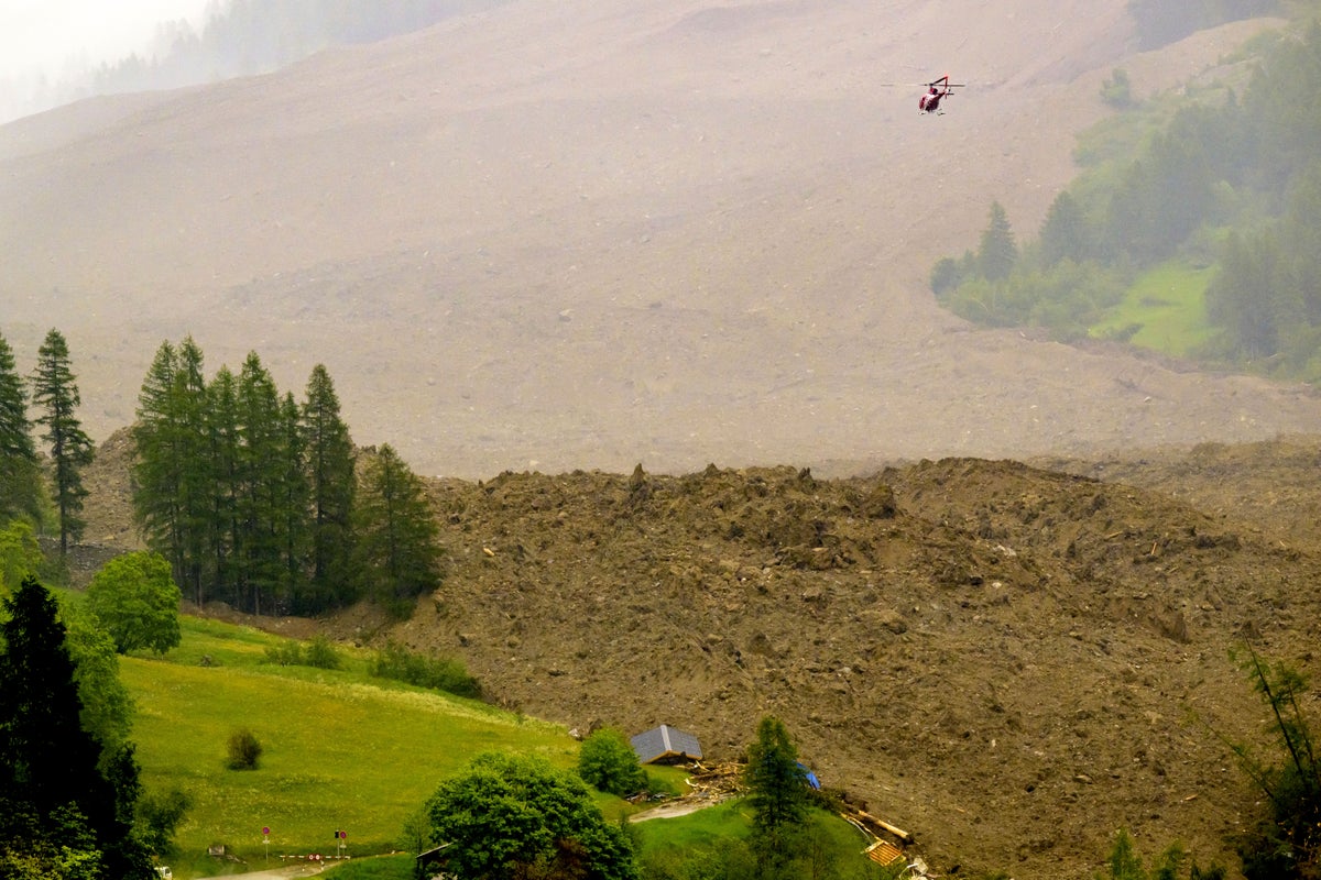 Army searches for man after huge chunk of glacier crushes picturesque ...