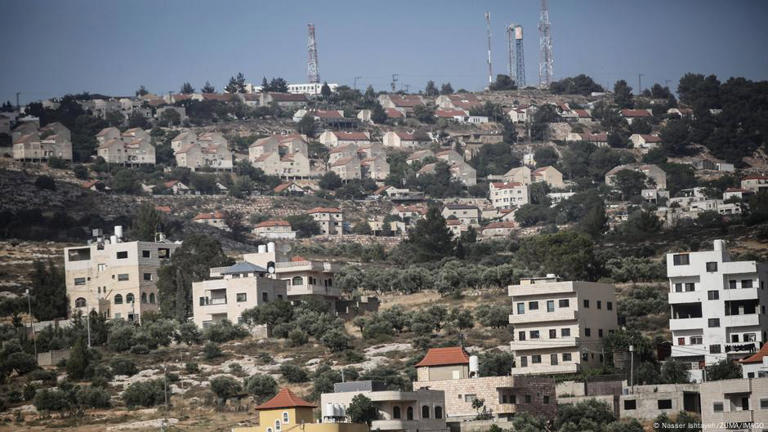 Israel announces expansion of West Bank settlements