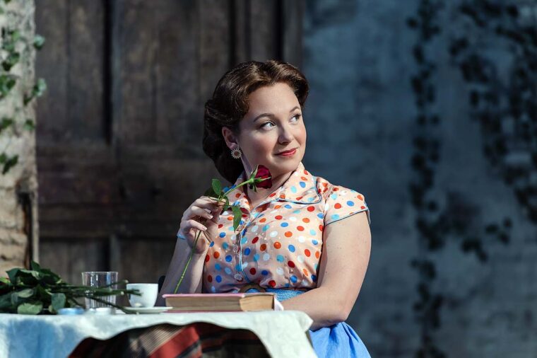 L'elisir d'amore delights - Garsington Opera