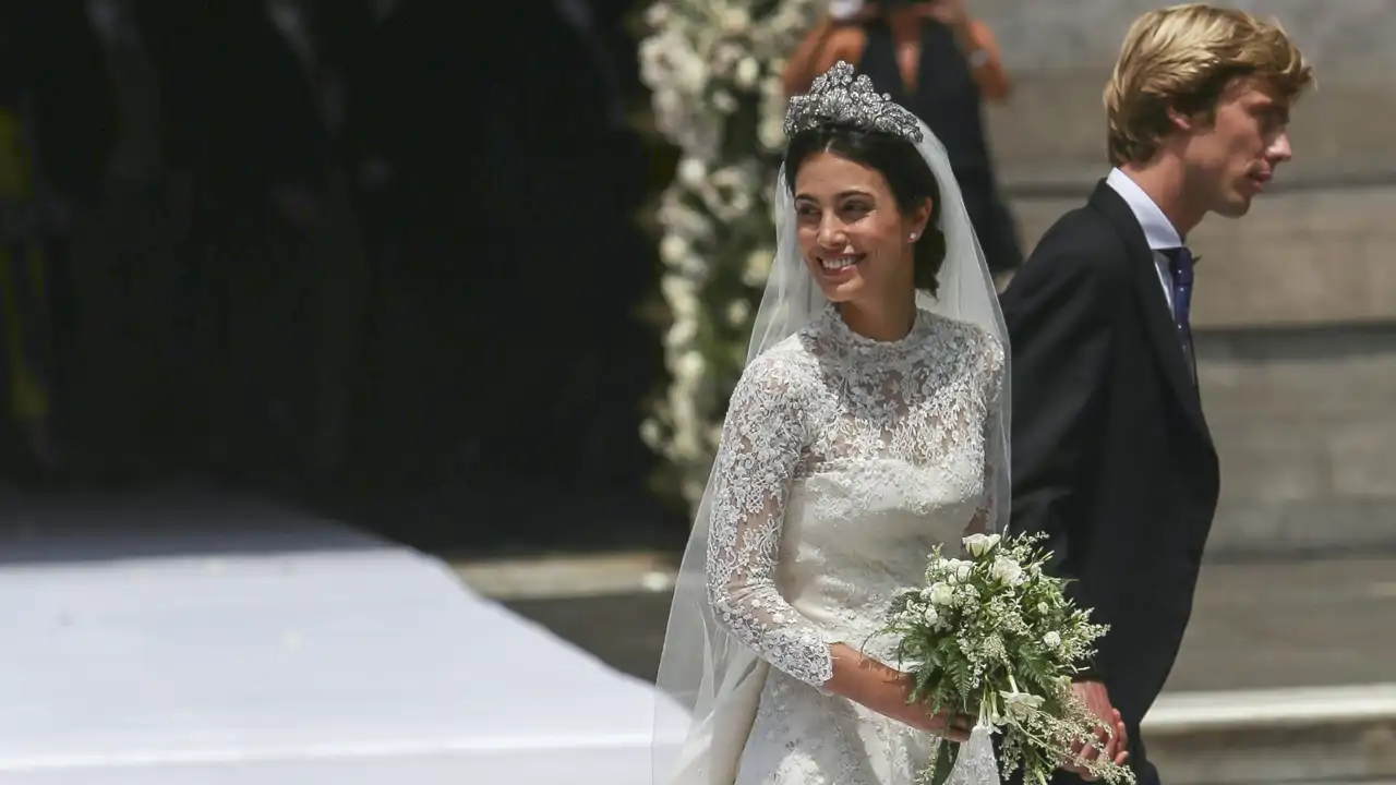 Una aristócrata española, entre las 8 novias que ha elegido la prensa francesa por su vestido de ...