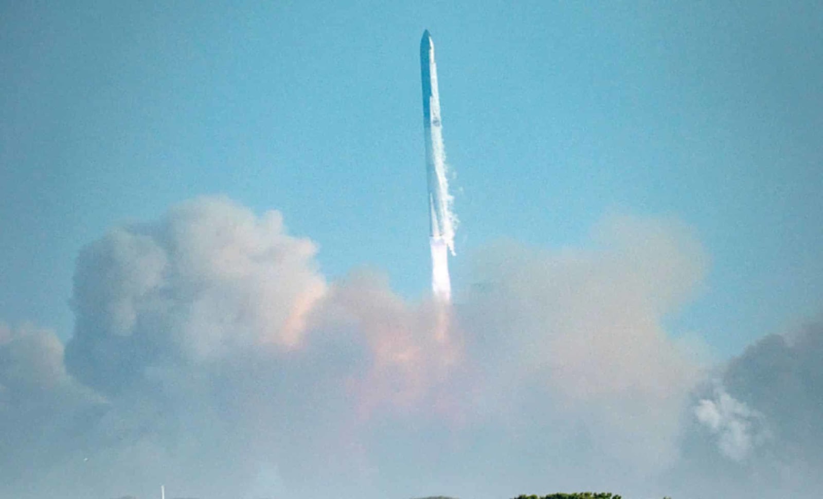 The World’s Most Powerful Rocket Self-Destructs Mid-Flight