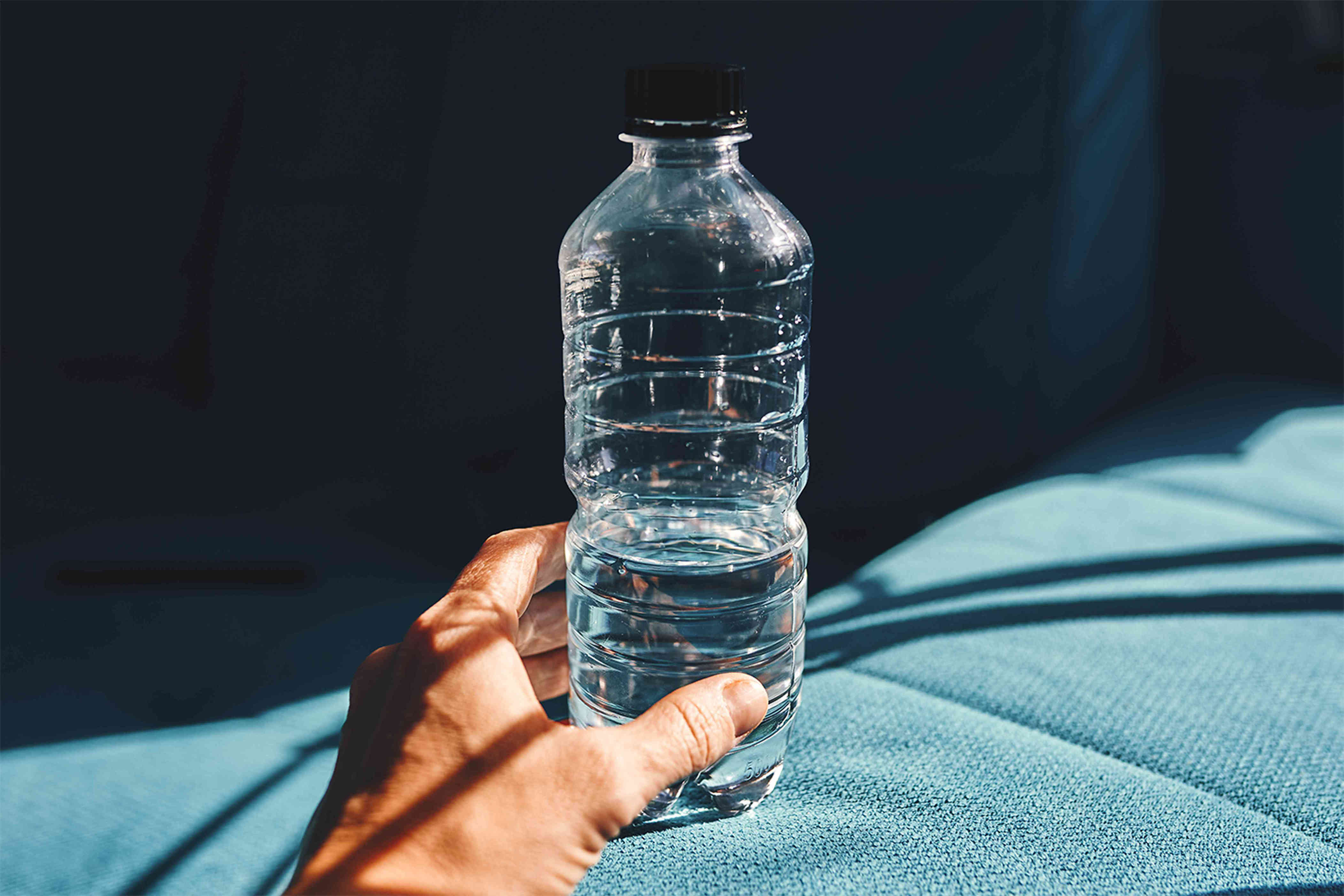 Bottled Water Is Filled With Microplastics — Shop These 10 Reusable Non ...