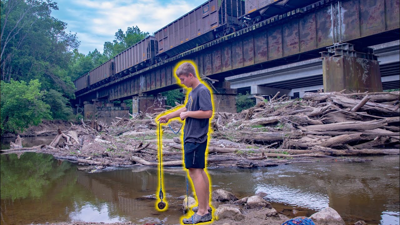 Active Tracks, Wild Pulls – Magnet Fishing Under a Railway Bridge