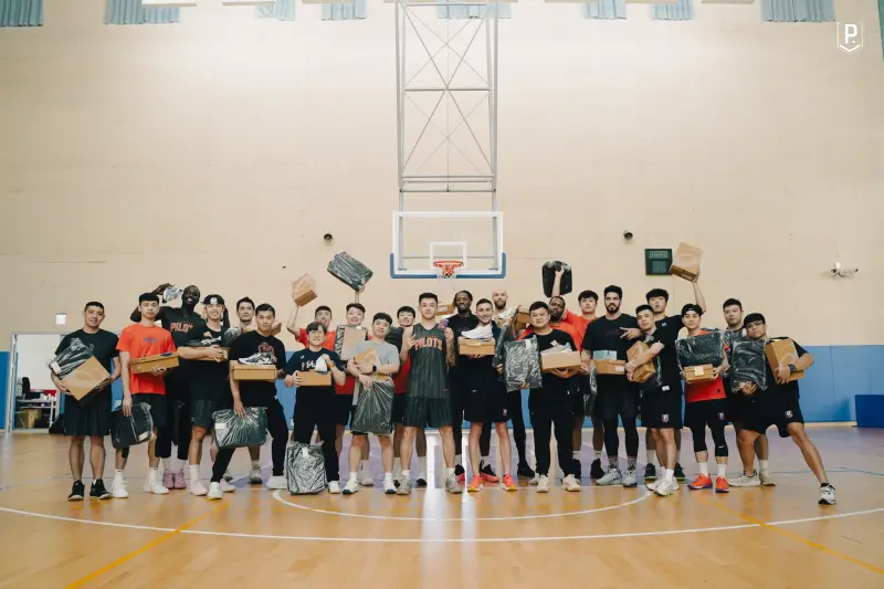 盧峻翔奪冠、又包辦MVP、FMVP 化身送鞋哥