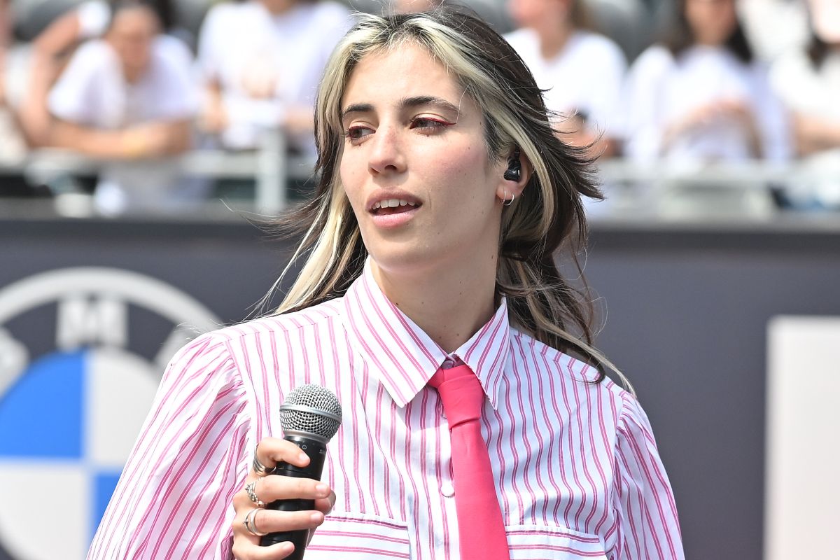 Chiamamifaro lancia il nuovo singolo estivo “Acqua Passata”