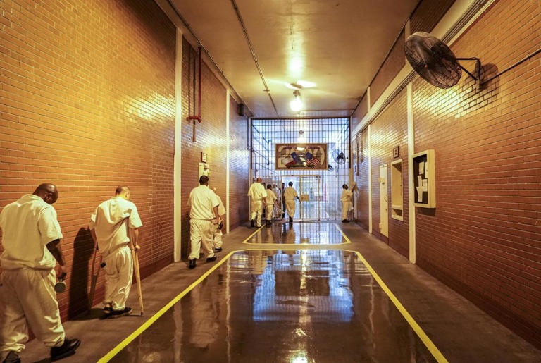 A bill to air-condition all Texas prisons likely to fail again in the ...