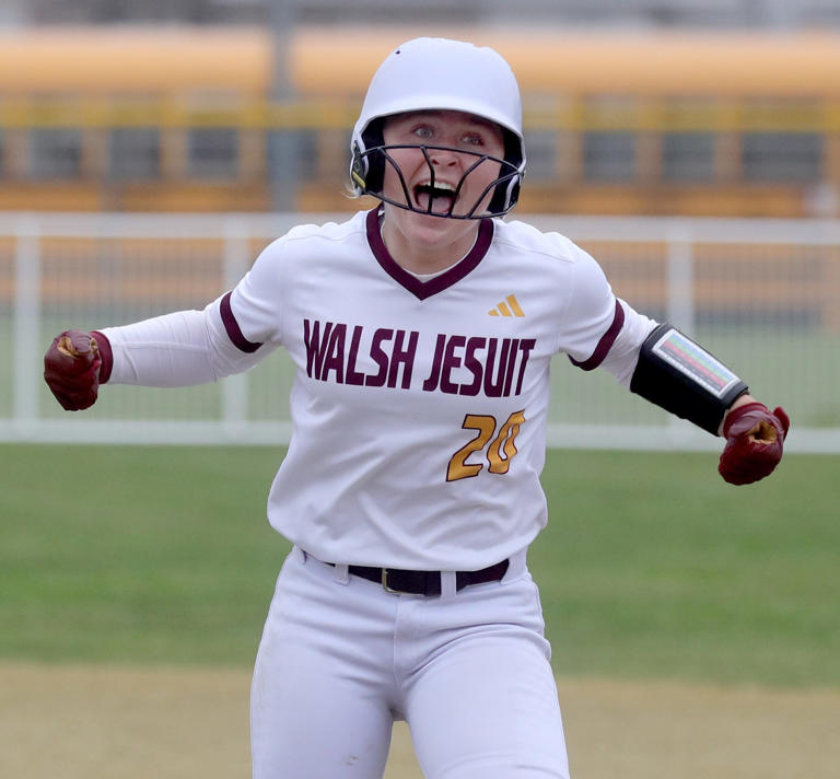 Walsh Jesuit softball's future bright despite regional semifinal loss to North Ridgeville