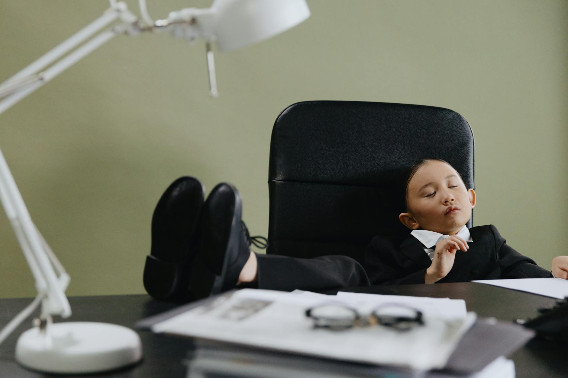 The Science-Backed Nap Hack That Gave Edison and Dalí Their Best Ideas ...