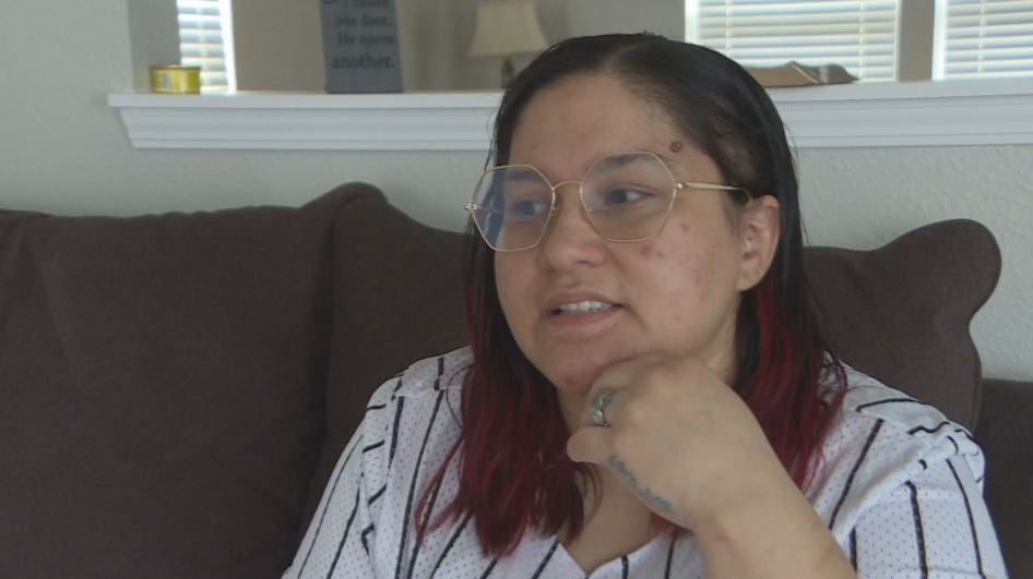 Indianapolis woman evicted after signing fake lease