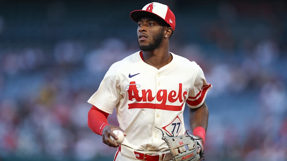 Angels News: 2 players are in, 3 are out in latest roster shake up