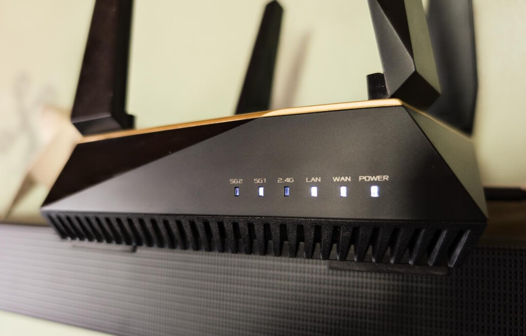 Destapan una campaña de ataque contra los routers de Asus. Ya hay más ...