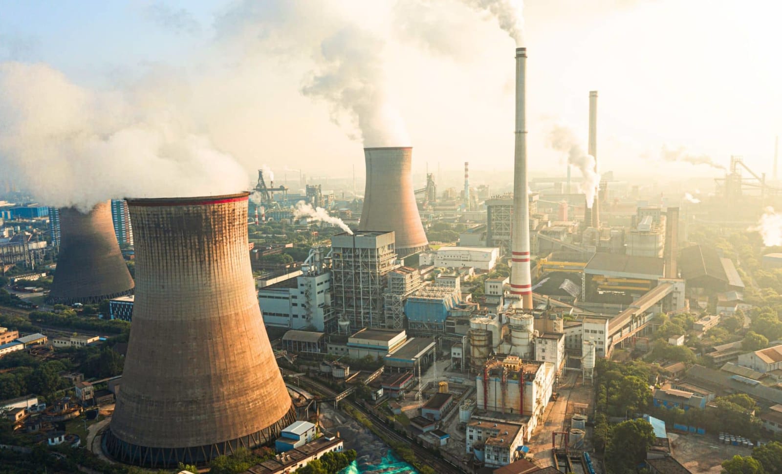 A Global First: The World’s Biggest Polluter Switches From Fossil Fuels ...