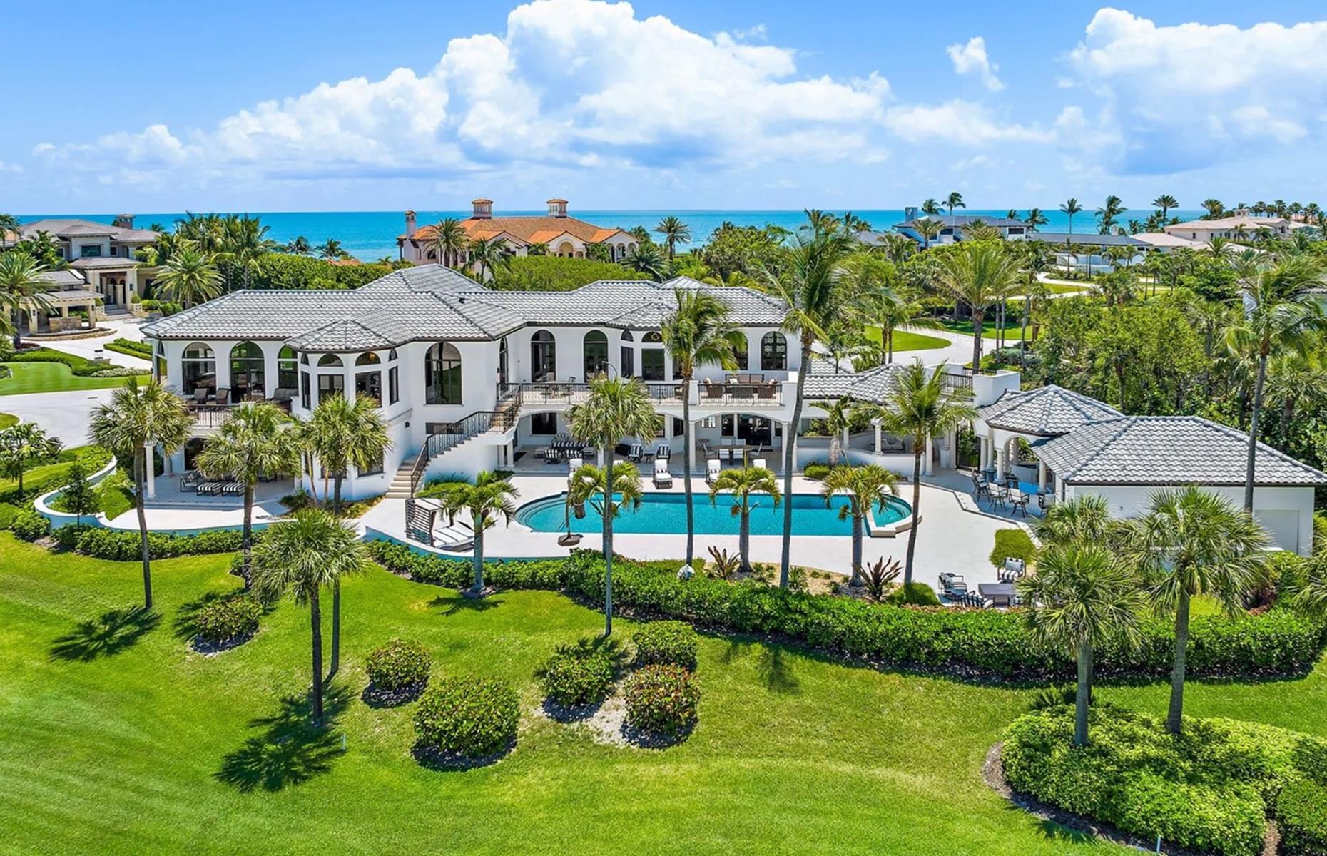 Inside 5 Luxury Homes Near America’s Best Golf Courses