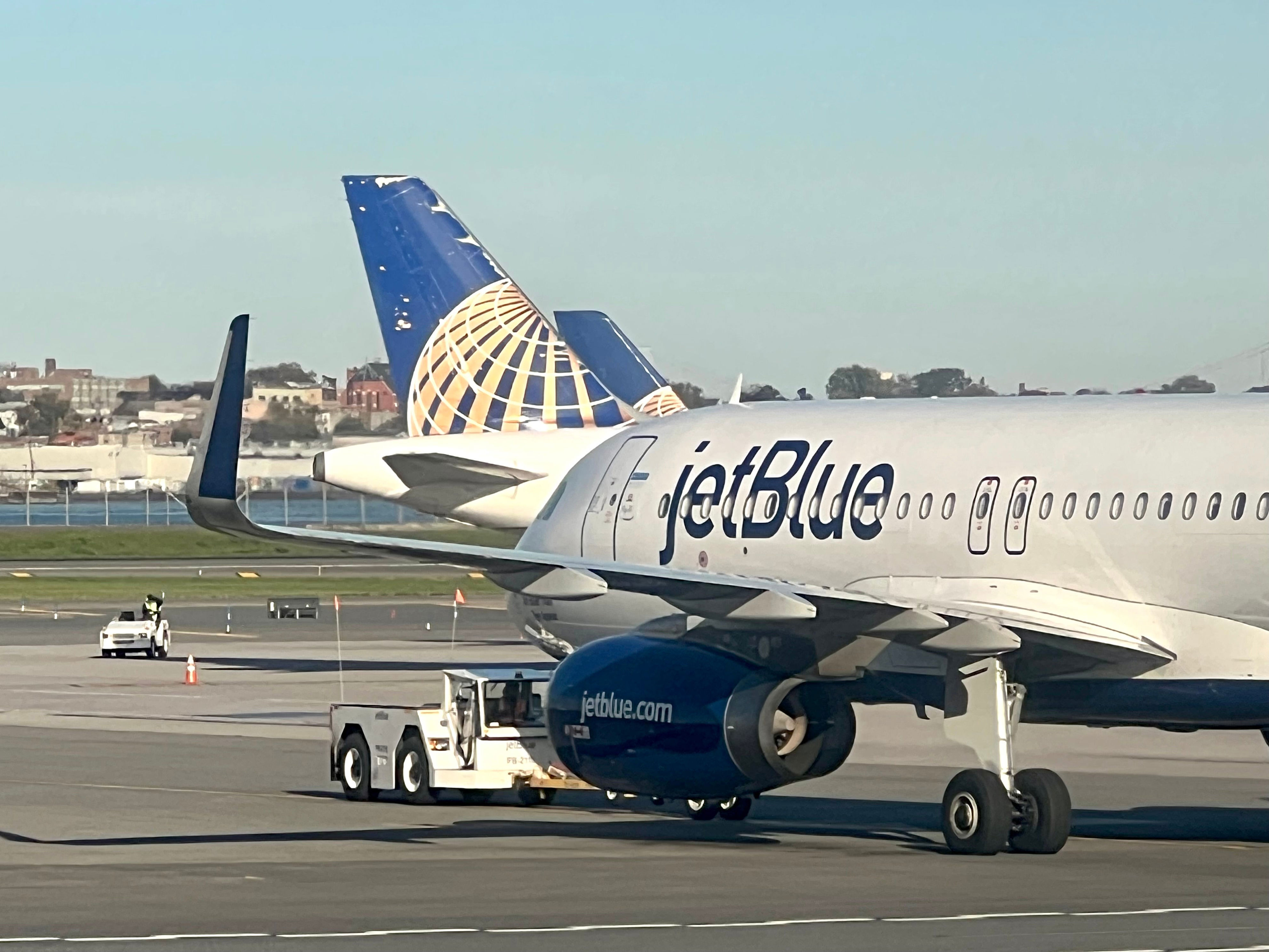 Big News: JetBlue and United Link Loyalty Programs, United Will Return ...