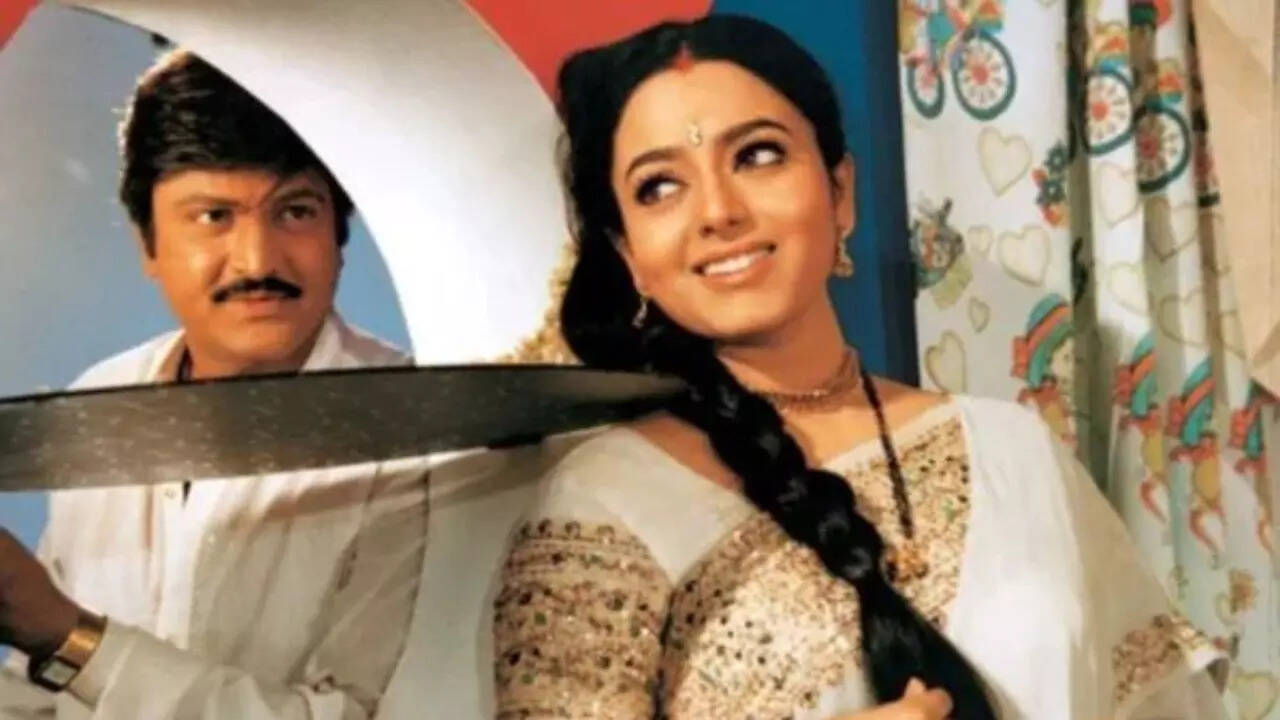 'Mohan Babu began to howl upon learning of Soundarya’s death'; Vishnu ...