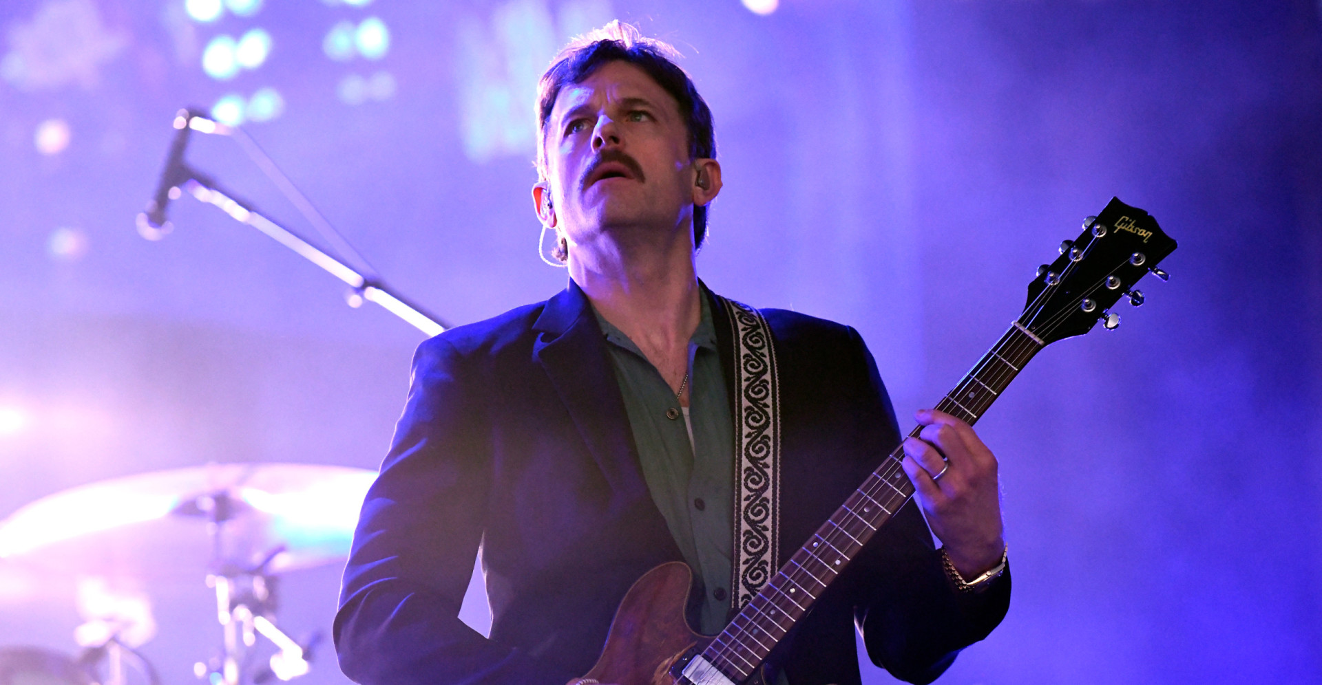 Kings of Leon cancel tour after singer's 'freak accident'