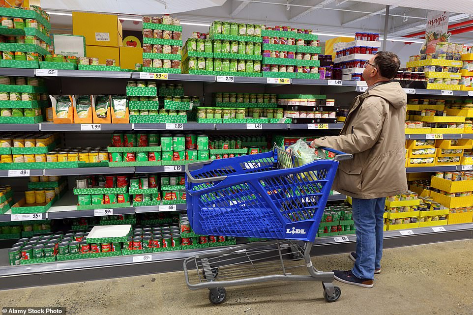 Aldi to open 10 new stores this summer