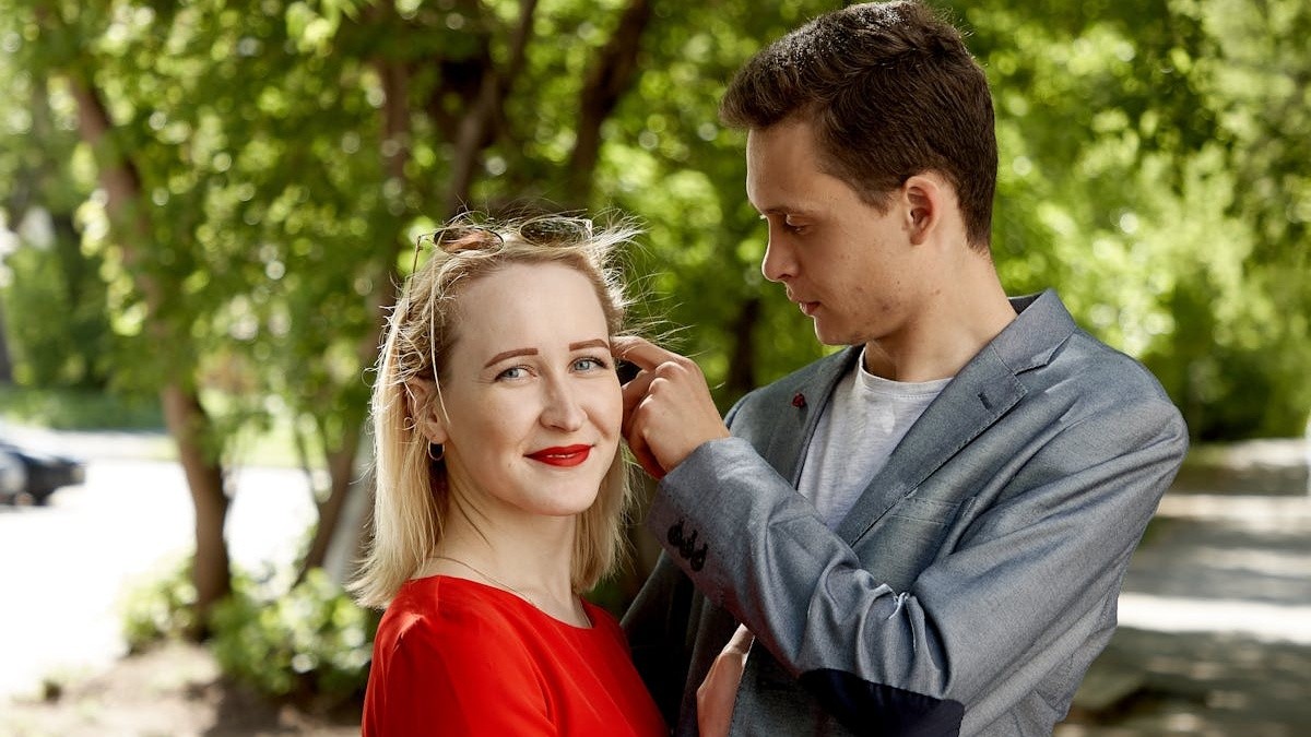 How to Spot a Liar: 10 Proven Psychological Clues That Reveal the Truth