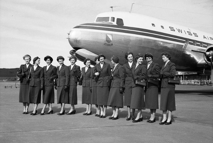 20 photos of flight attendants from every era