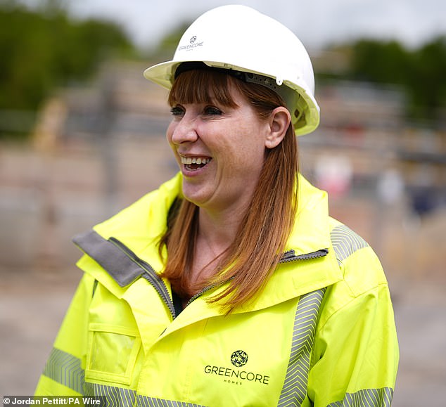 Less than one-third of senior council figures say Labour can be trusted ...