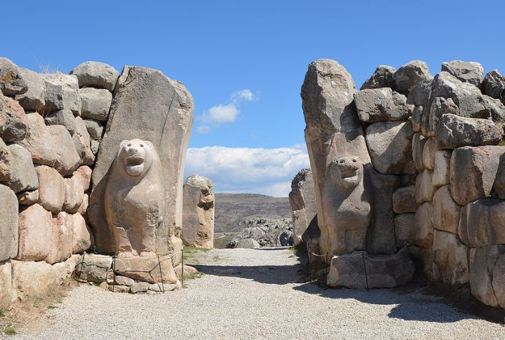 20 Abandoned Cities That Hold Secrets We Still Can't Explain