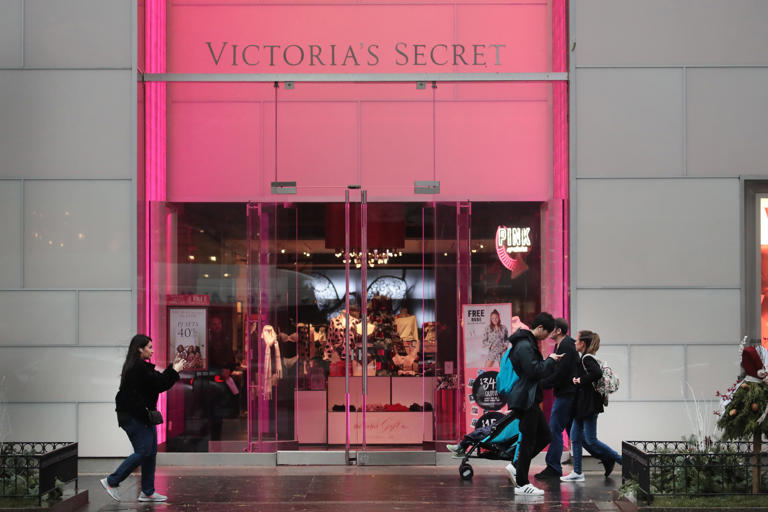 Here's why you can't shop online at Victoria's Secret right now