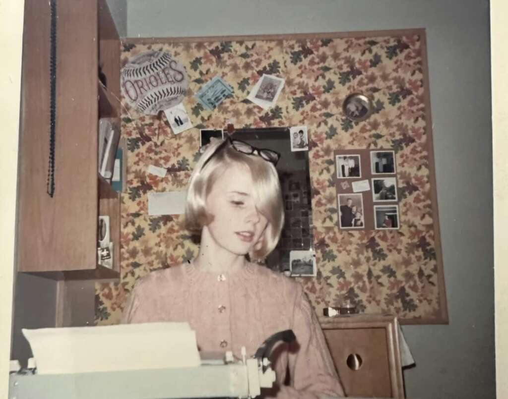 23 Vintage Photos Of College Life In The 1960s