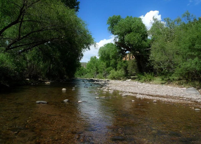 Arizona’s Best-Kept Secrets: 17 Hot Springs That Are Totally Worth the Trek