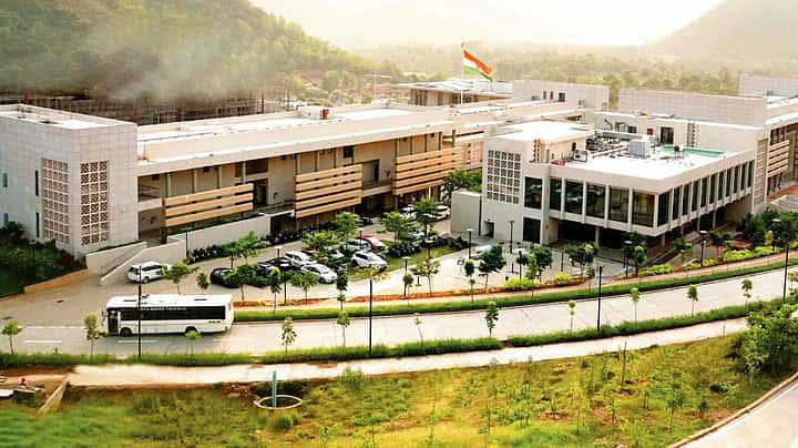 NBCC to develop Rs 8,500 crore mixed-use project on 21-acre South Delhi ...