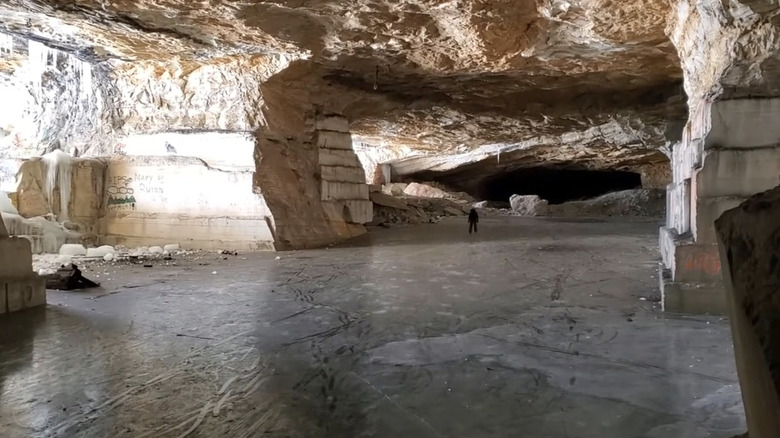 Vermont's Giant Marble Quarry Is A Fun Abandoned Tourist Attraction In ...