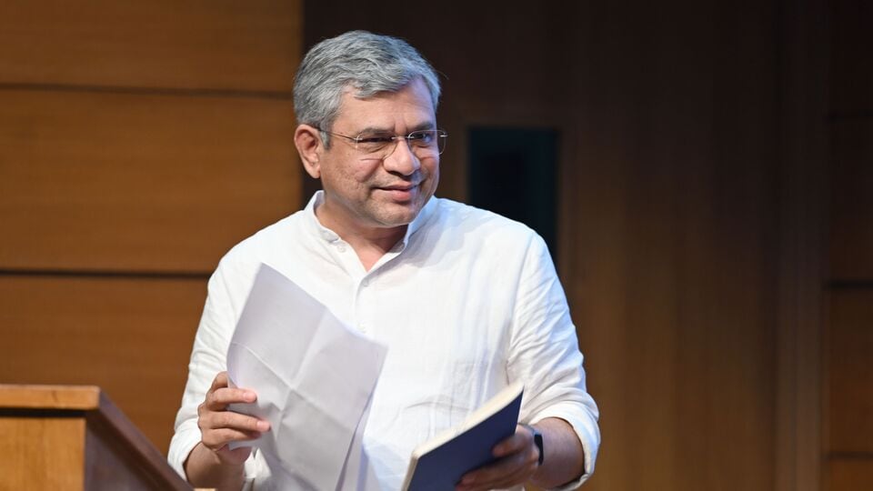 India to roll out its first indigenous semiconductor chip in 2025, says ...