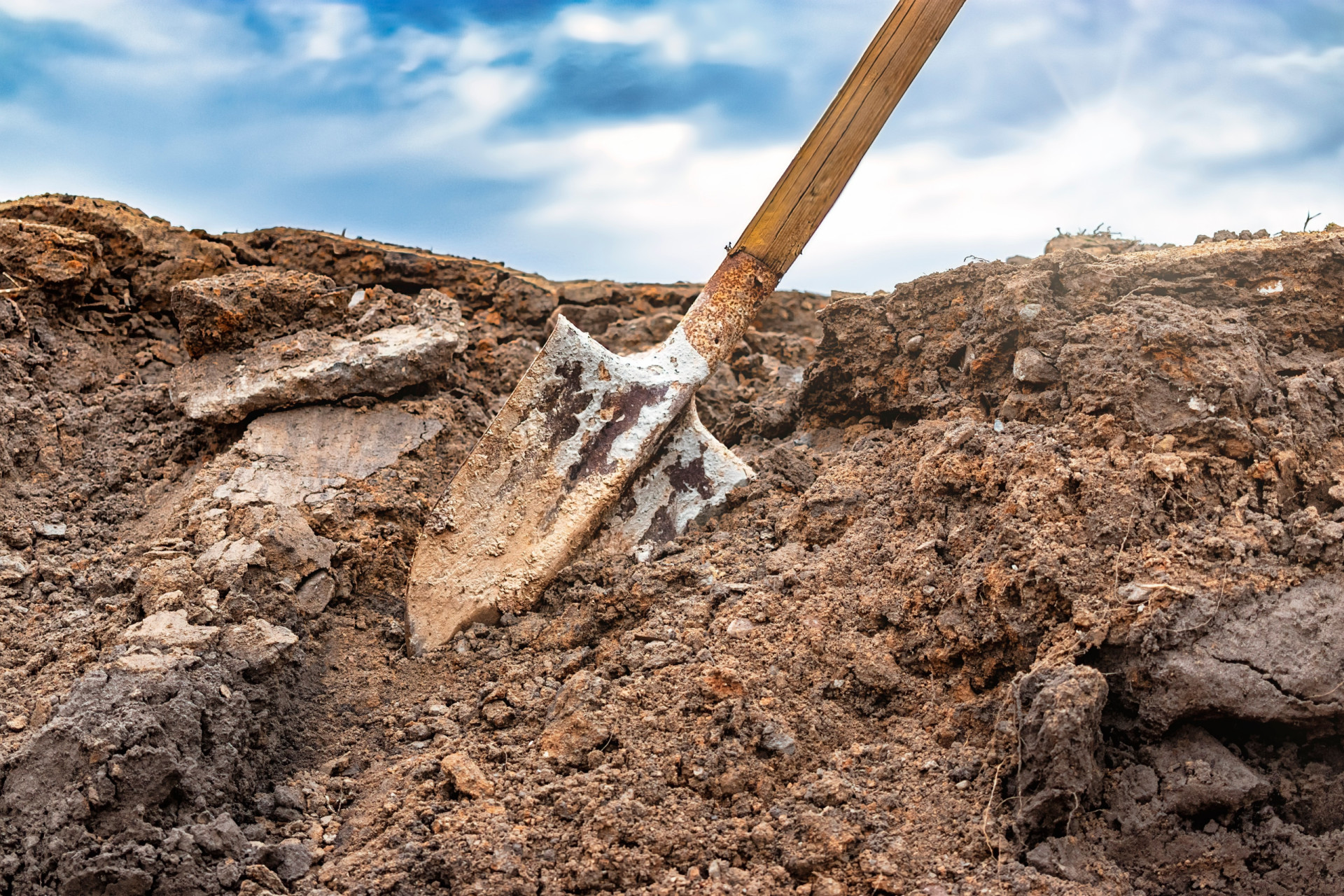 What happens to a body buried without being embalmed