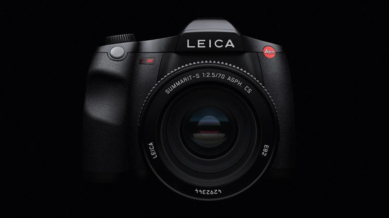 Leica is still working on a new medium format camera, but is there room in the market?
