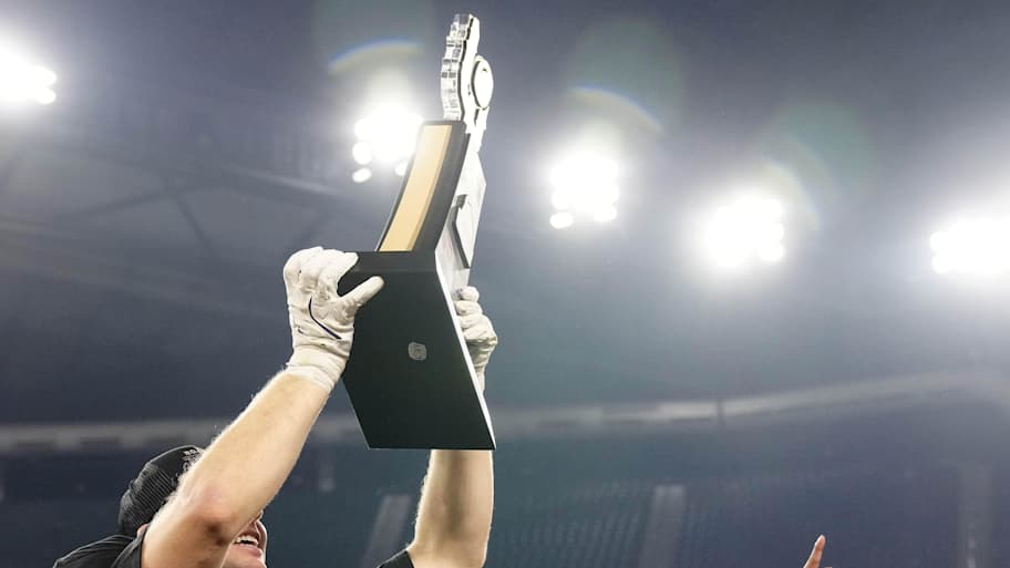 Kansas State Football Unveils Rate Bowl Championship Rings