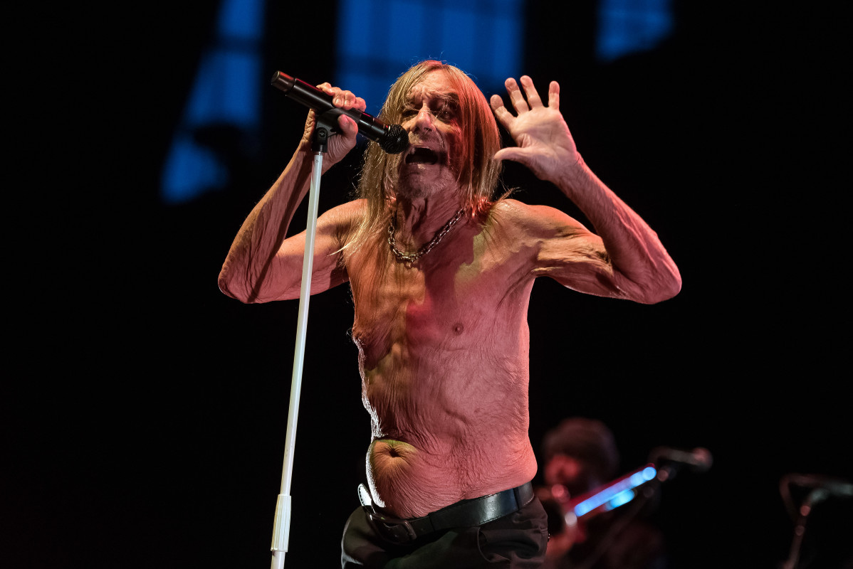 Iconic Rocker, 78, Proves He's Still Got It During London Show