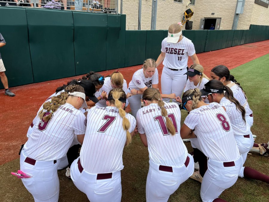 Riesel softball falls just short of schools first State Championship