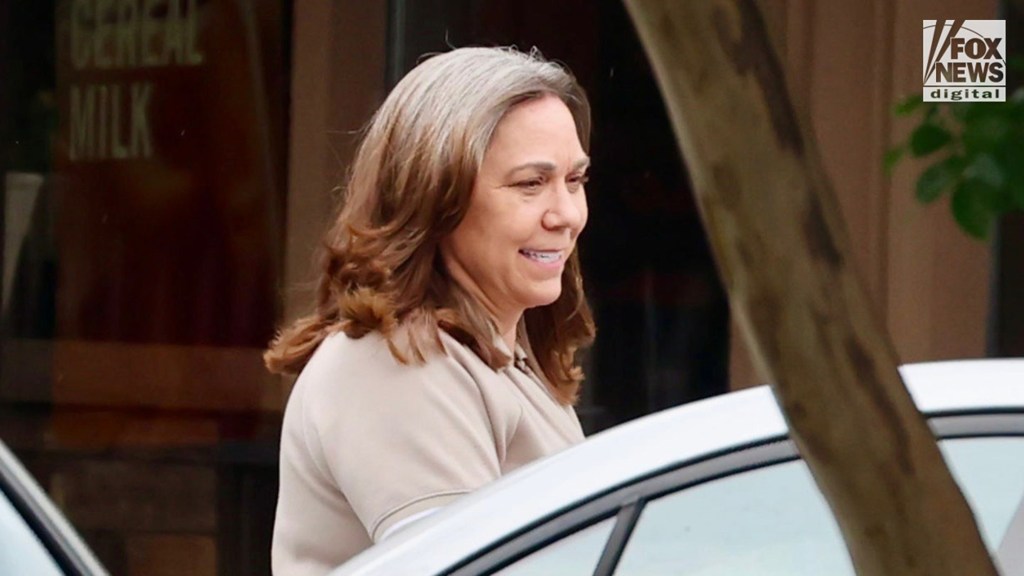 Julie Chrisley spotted for first time since prison release — with ...