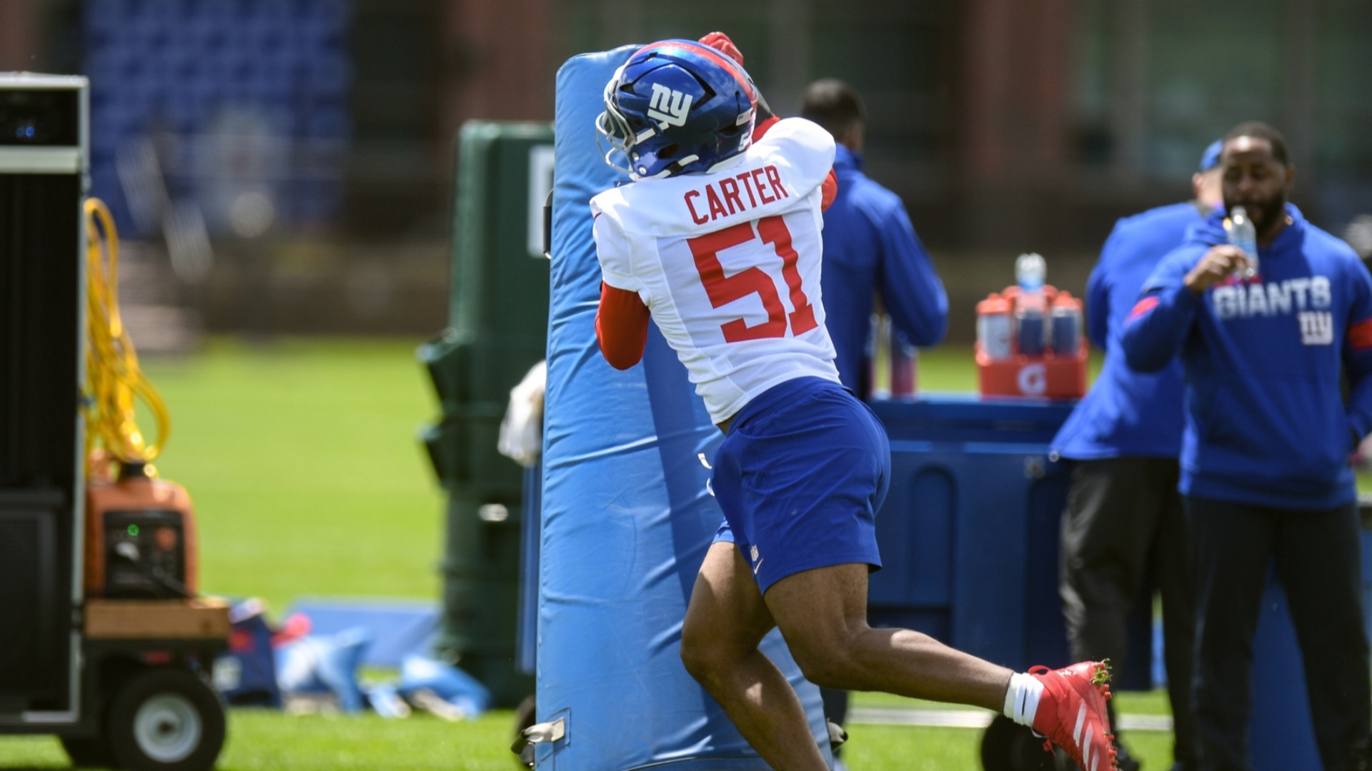 Top Picks for NFL AP Offensive & Defensive Rookie of the Year