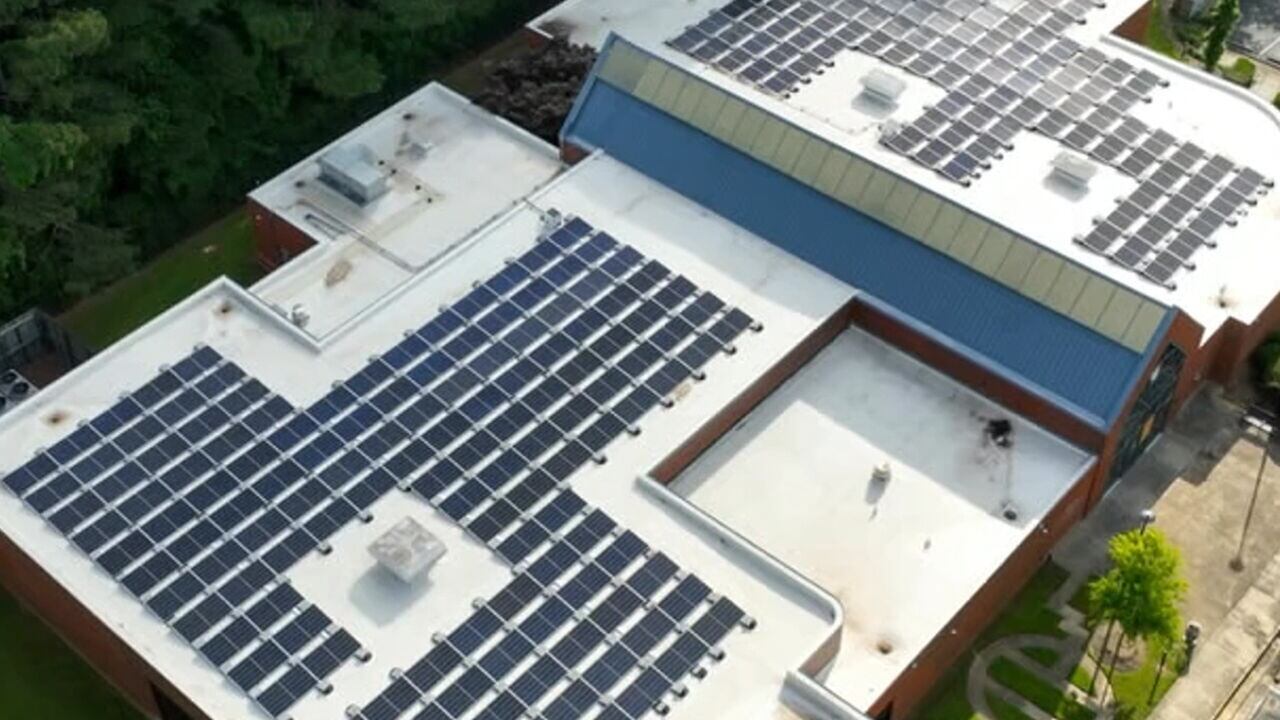 New dawn rises on Fulton County government as it commits to solar power