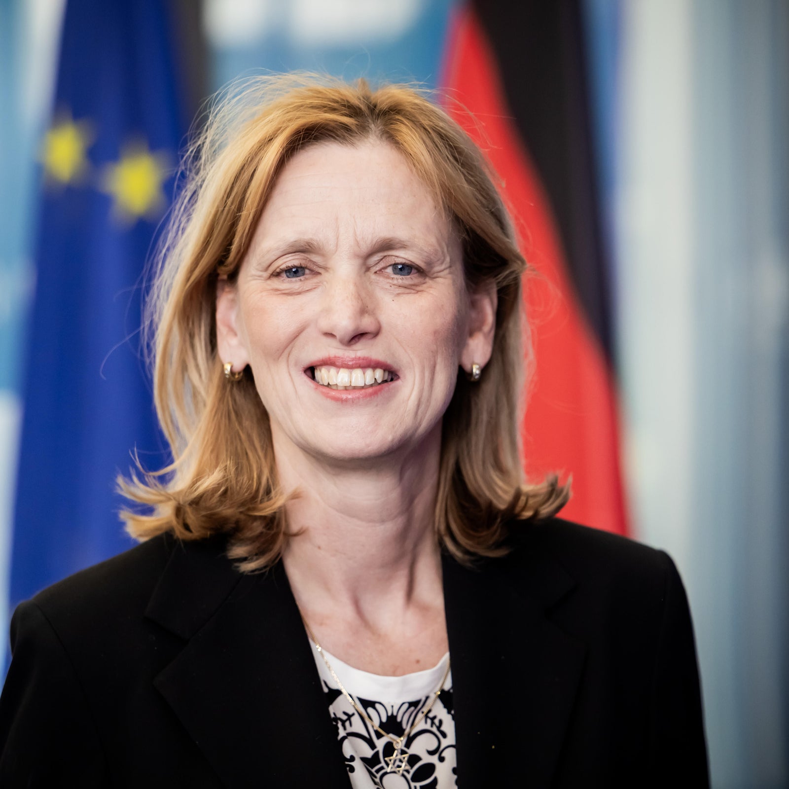 Post-WWII Germany's first Jewish cabinet member on past lessons, new risks